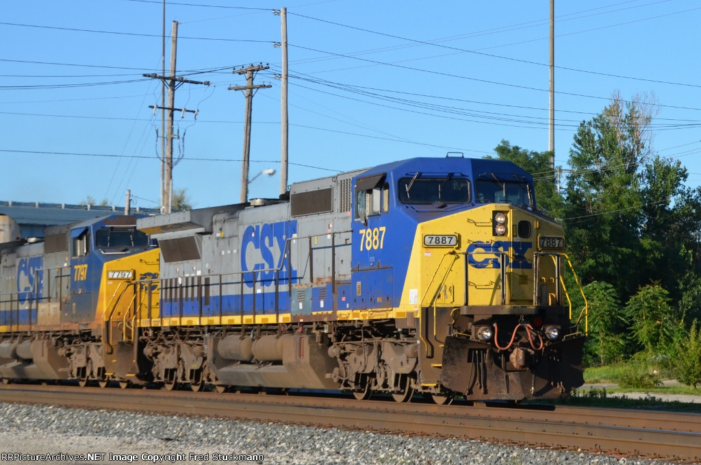 CSX 7887 leads 299 west.